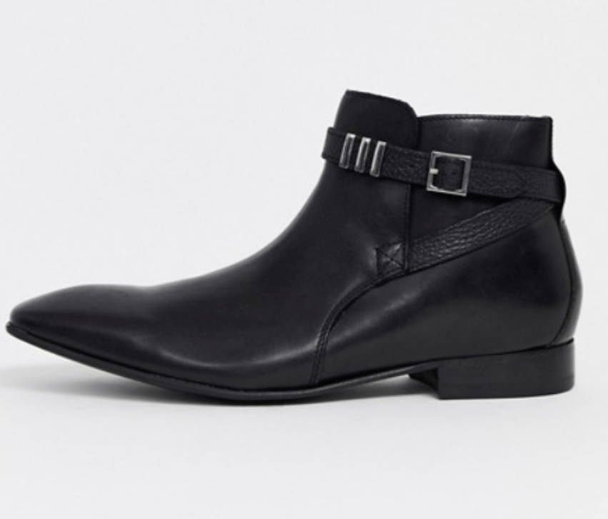 River Island Chelsea Boot With Buckle Strap In Black - OGalax
